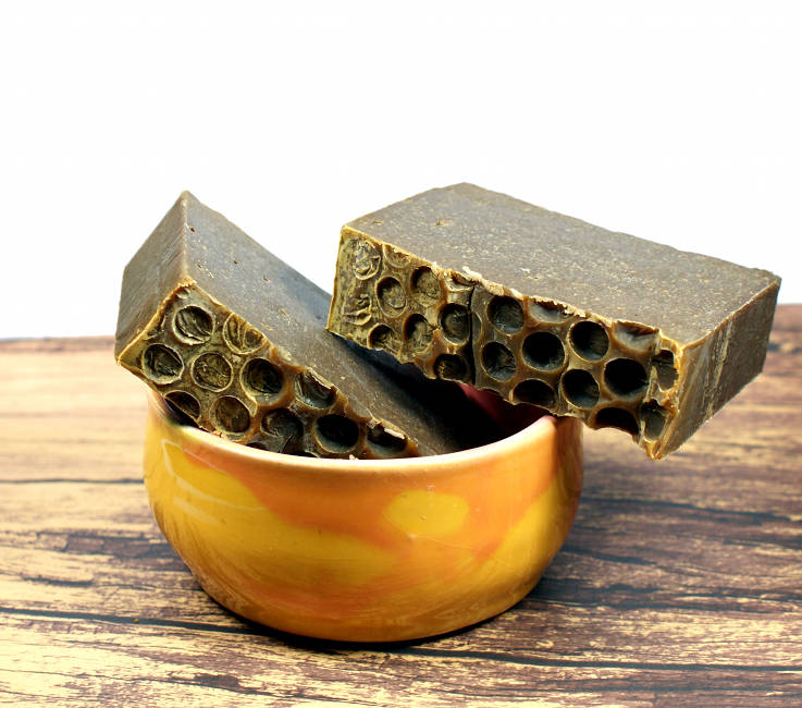 Castile Soap Recipe with Bee Pollen Powder