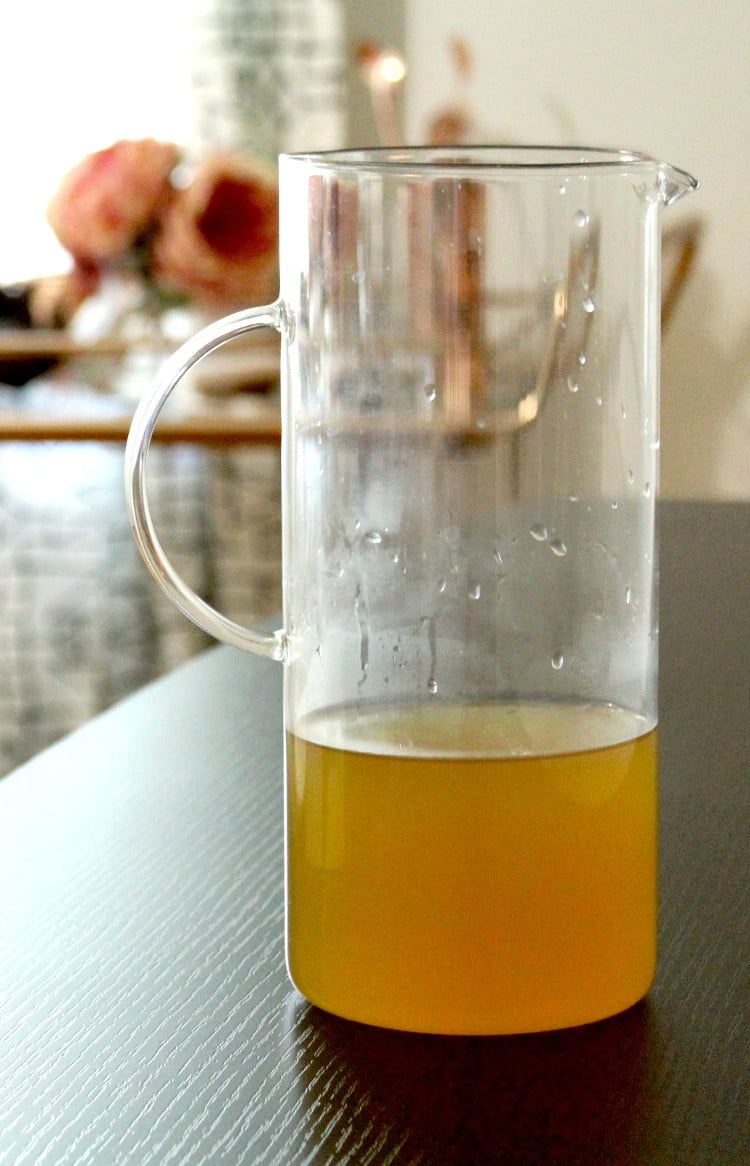 Apple Cider Vinegar Hair Rinse Recipe for Shiny Hair with Yerba Mate