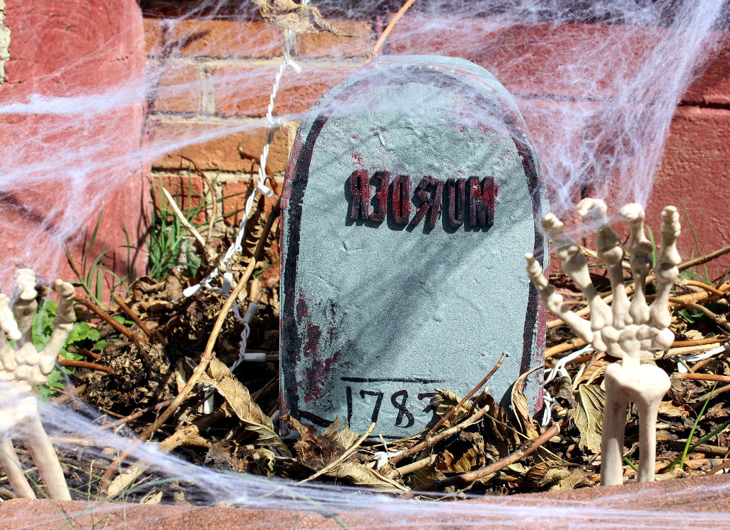 DIY Halloween Tombstones from Upcycled Cereal Boxes