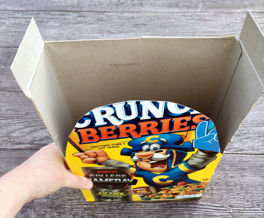 DIY Halloween Tombstones from Upcycled Cereal Boxes