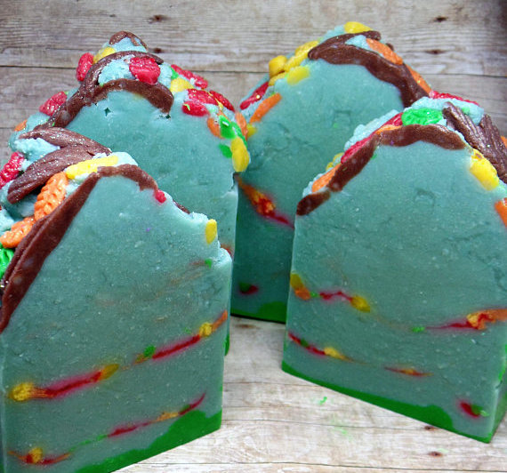 Homemade Fall Soaps for the Perfect Morning Pick Me Up!