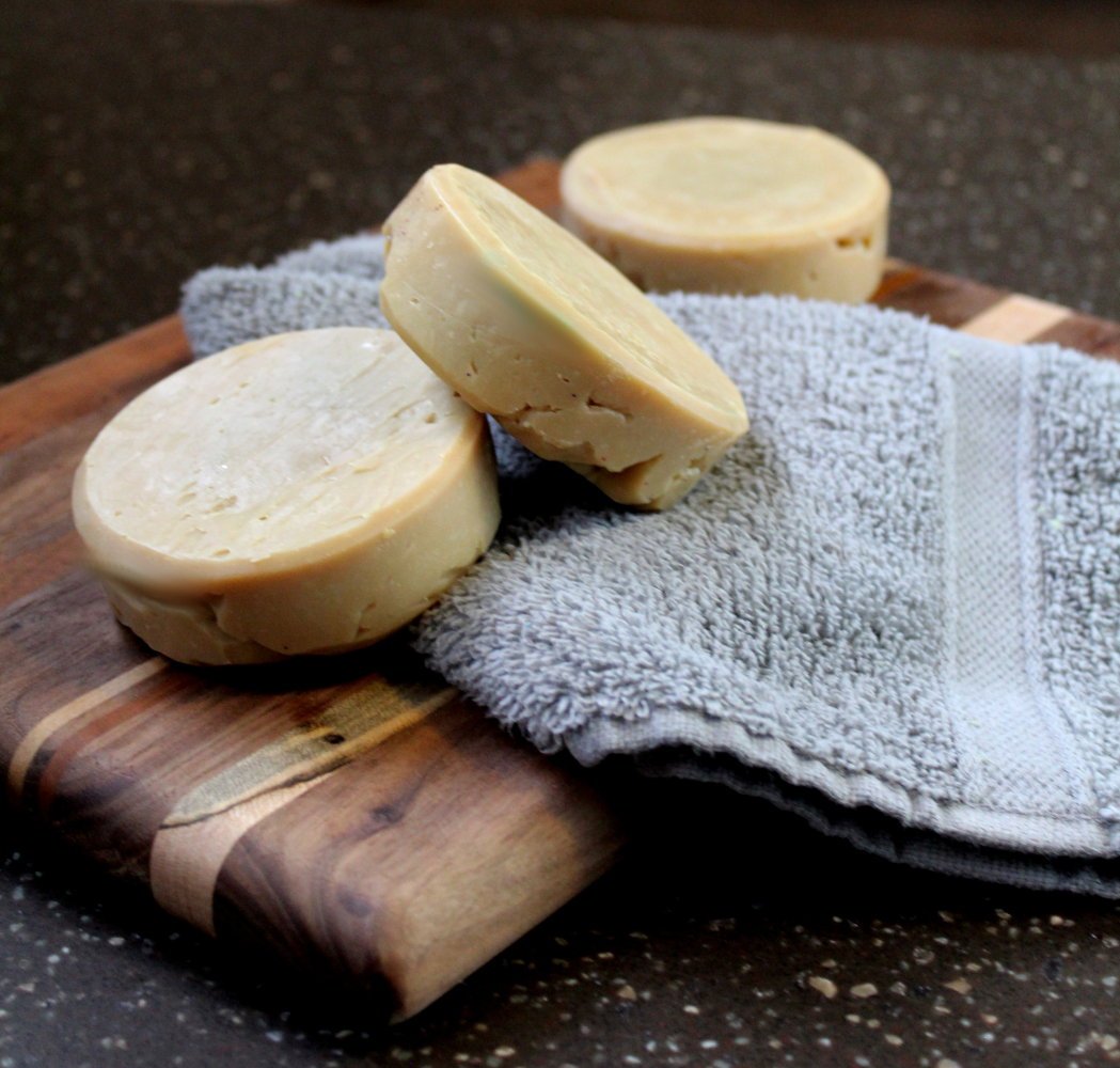 Natural Shaving Soap Recipe with Lanolin for a Smooth Eco-friendly Shave