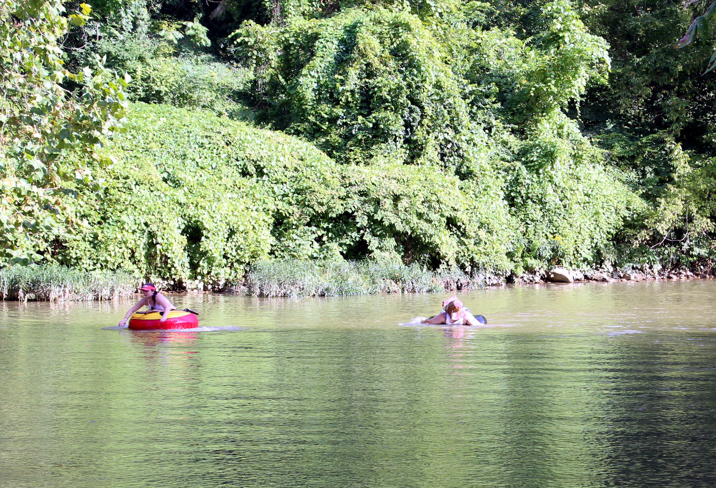 The 12 Best Outdoor Activities To Enjoy This Fall - Soap Deli News