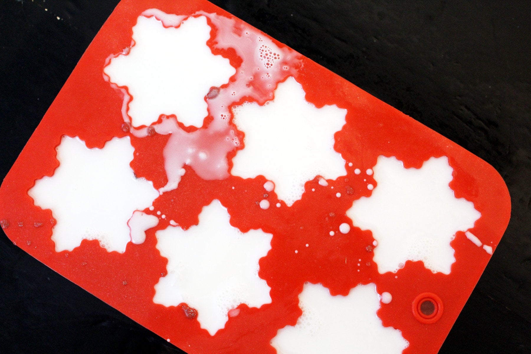 Glitter Snowflake Soap Recipe with Peppermint Essential Oil