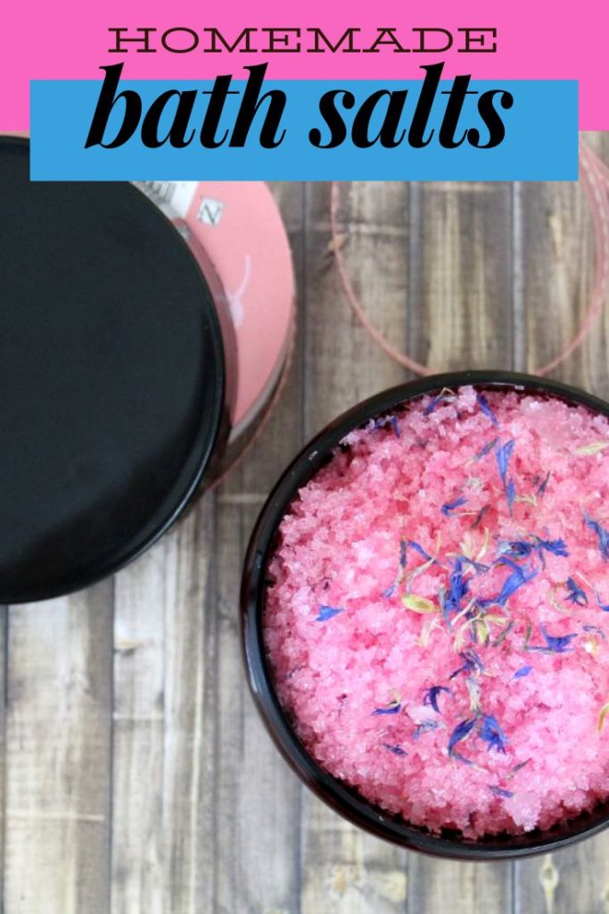 Blueberry Thyme Bath Salts Recipe (A Homemade Mother's Day Gift Idea)