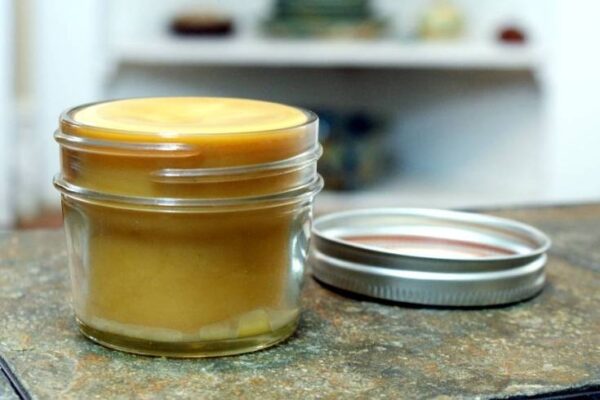 How to Make Sore Muscle Rub with Essential Oils Plus Pain Salve Recipes